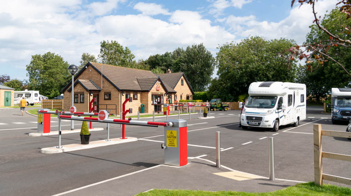Cayton Village Club Campsite | The Caravan Club