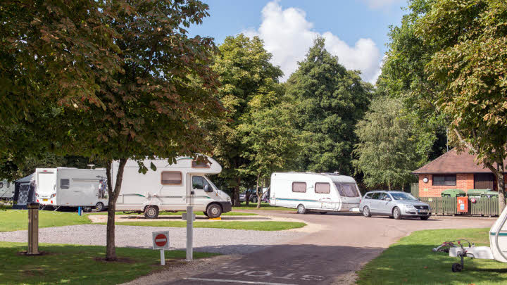 Henley Four Oaks Club Campsite | The Caravan Club