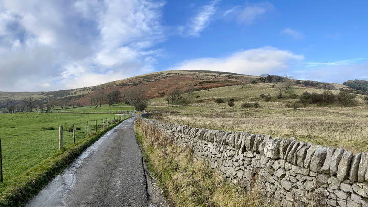 Castleton Club Campsite | The Caravan Club