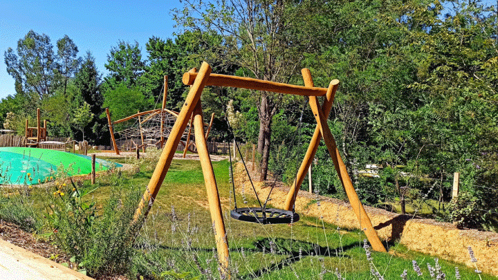 Les Charmes - Saint André-d'Allas | The Caravan Club