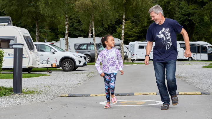 Castleton Club Campsite | The Caravan Club