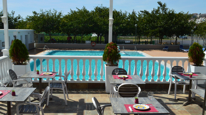 Playa Almayate Costa | The Caravan Club