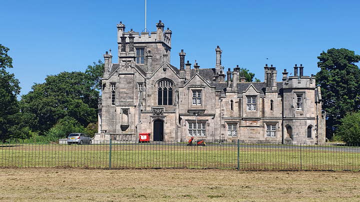 Edinburgh Club Campsite | The Caravan Club