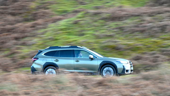 Towcar review: Subaru Outback 2.5i Touring Lineartronic | The Caravan Club