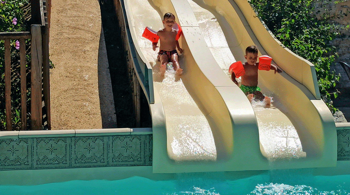 Les Charmes - Saint André-d'Allas | The Caravan Club