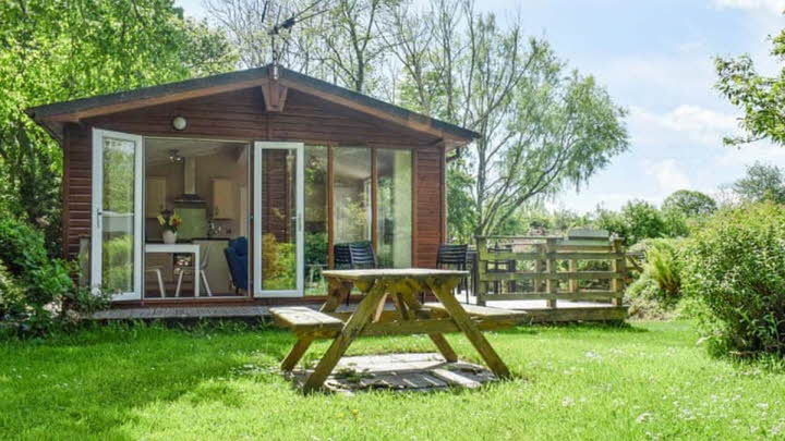 Carnon Downs Holiday Cottages | The Caravan Club
