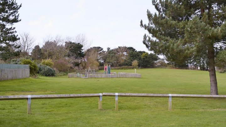 Seacroft Holiday Cottage | The Caravan Club