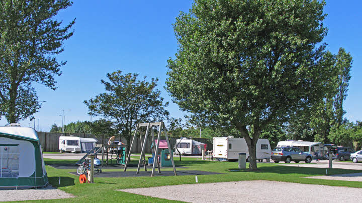 Blackpool South Camping, Club Campsite | The Caravan Club