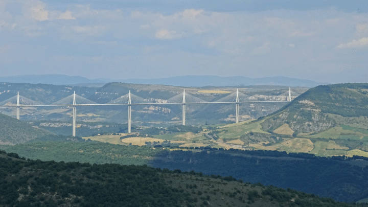 Les Genêts caravan site in France Midi Pyrenees | The Caravan Club