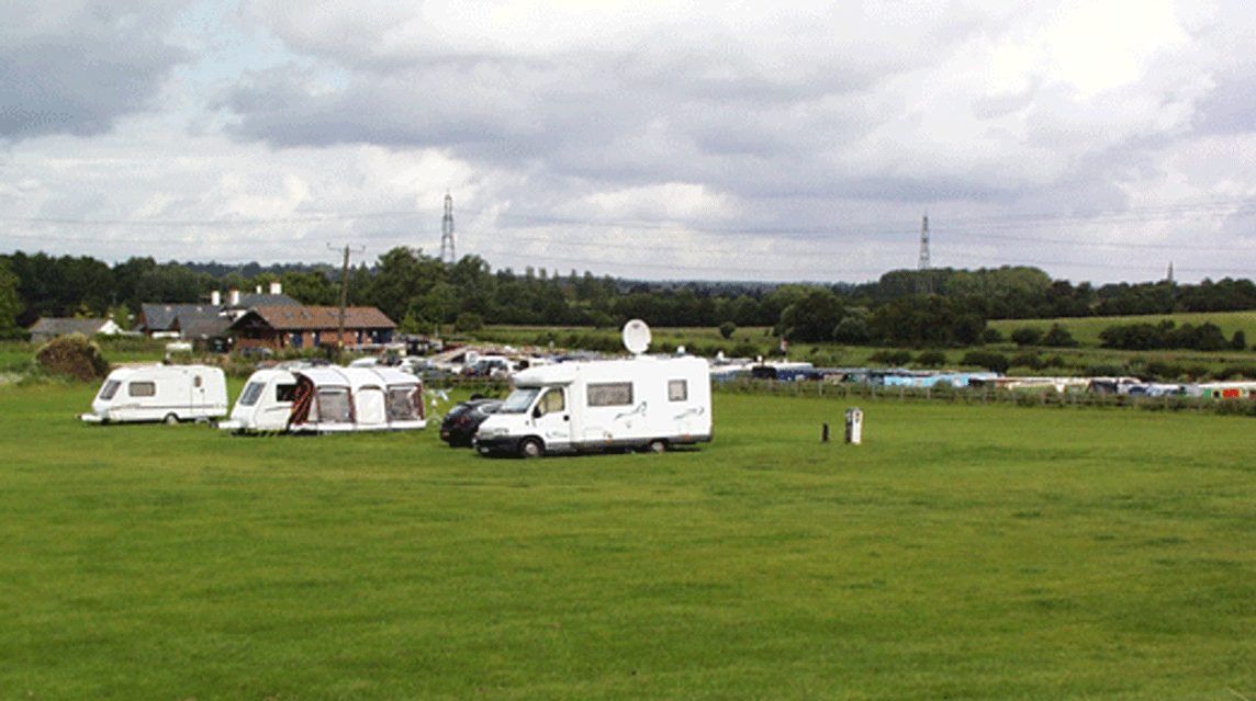 Grove Lock Marina CL | Caravan and Motorhome Club