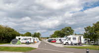 Cayton Village Club Campsite | The Caravan Club